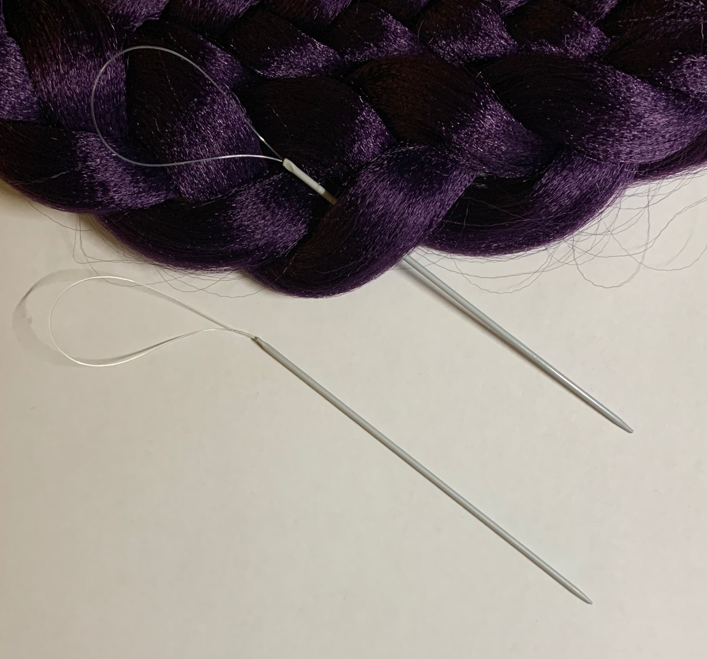 Straight-Tip Knotless Crochet Needle – Magnified Mane